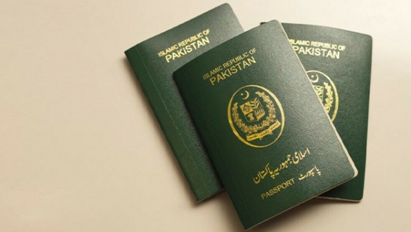 Saudi Arabia flags 1,296 Afghans with fake Pakistani passports